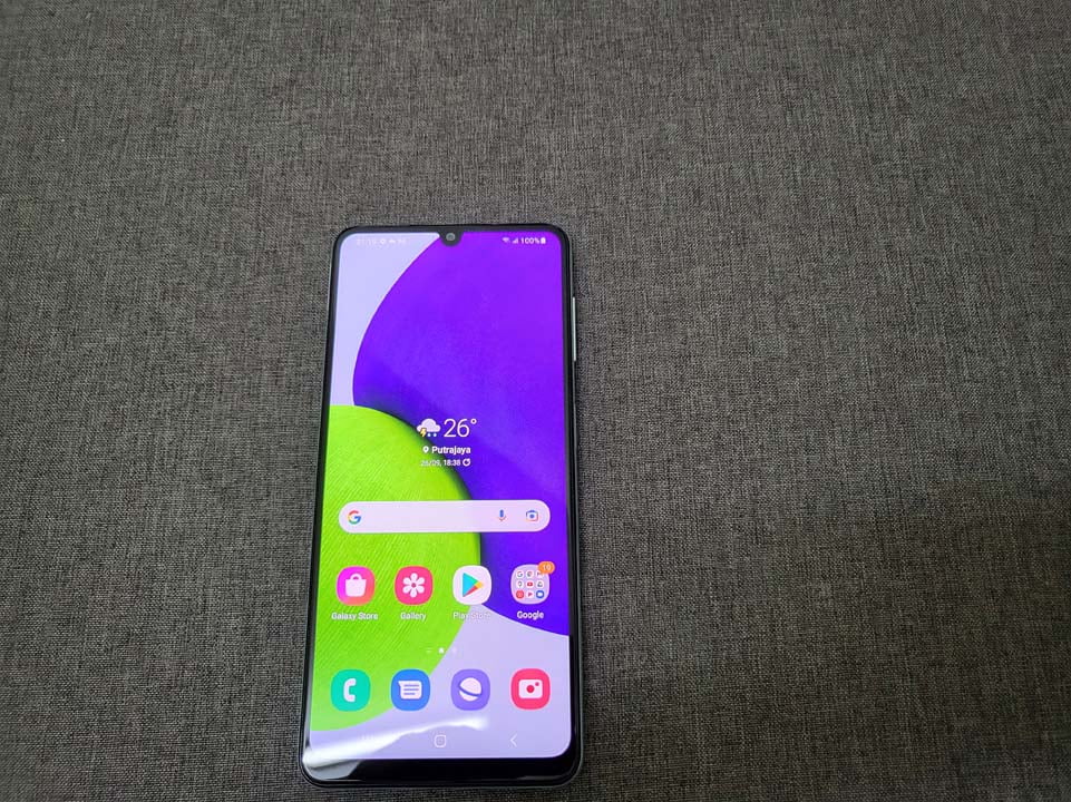 Ulasan telefon Samsung Galaxy A22 LTE - Bawakan fungsi-fungsi perlu ...